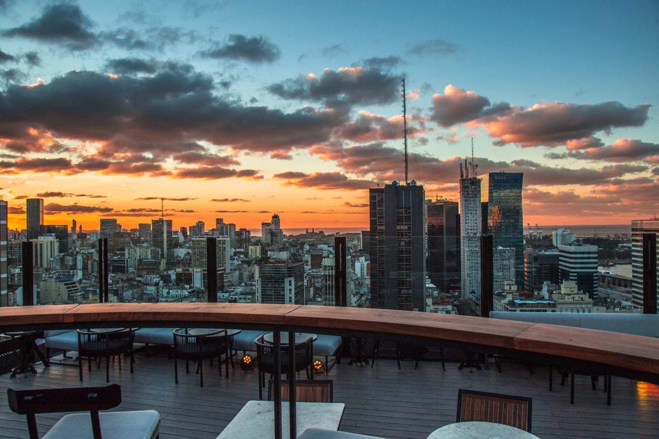 Así es Trade Bar: el nuevo rooftop que asombra a Buenos Aires – MalevaMag