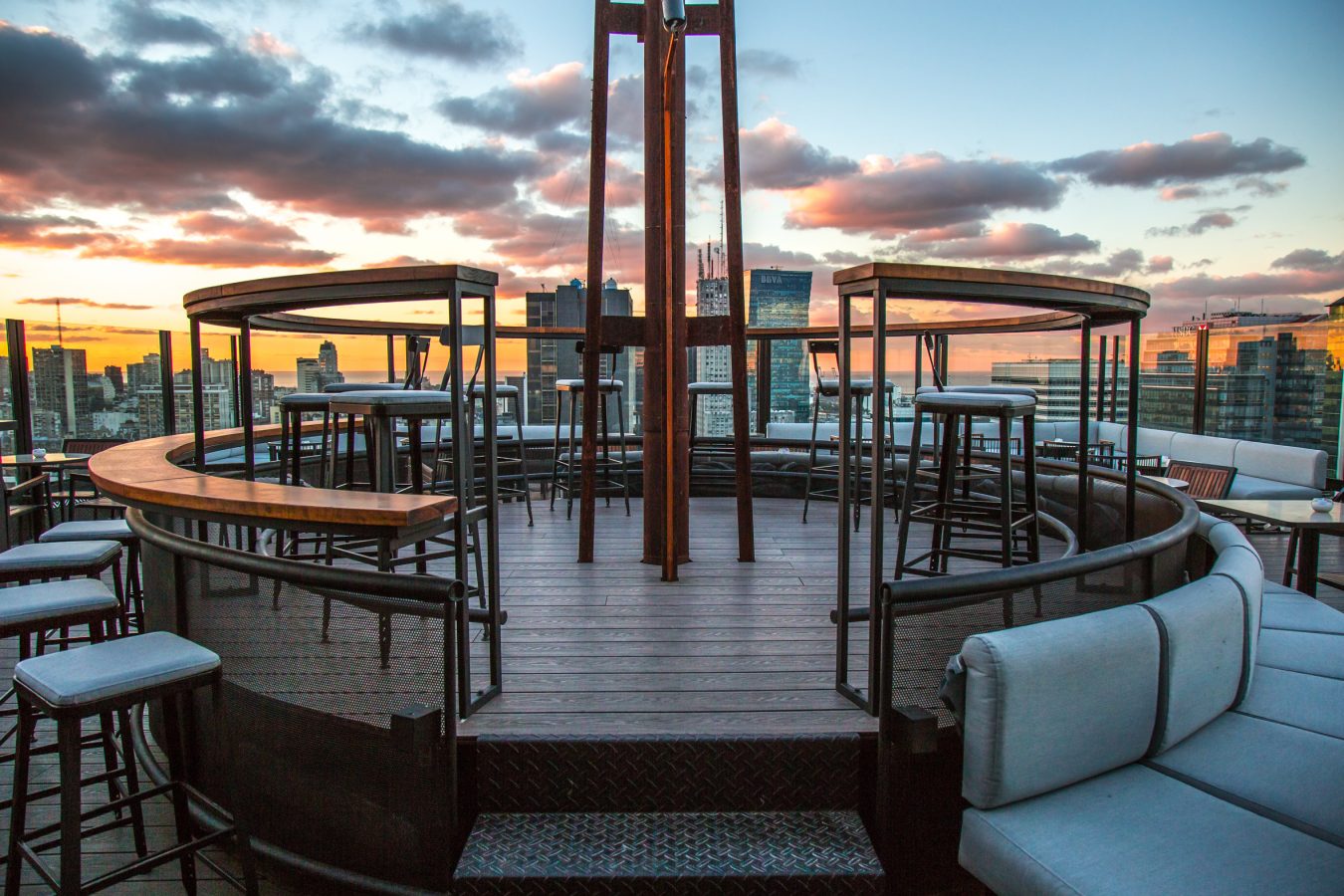 Así es Trade Bar: el nuevo rooftop que asombra a Buenos Aires – MalevaMag