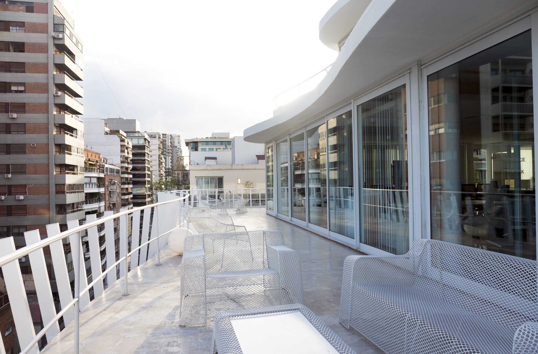 Trabajar con vistas geniales: estas son las terrazas más lindas de Hit ...