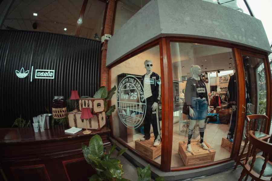 adidas celebra la vuelta de Oasis con una experiencia inmersiva en ...